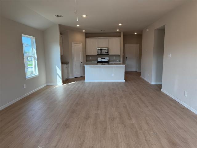 1721 San Jacinto Dr, Brenham, TX 77833 | MLS #26004 | Compass
