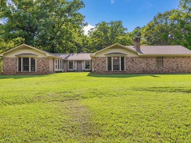 1721 Tri State Rd, Texarkana, TX 75501