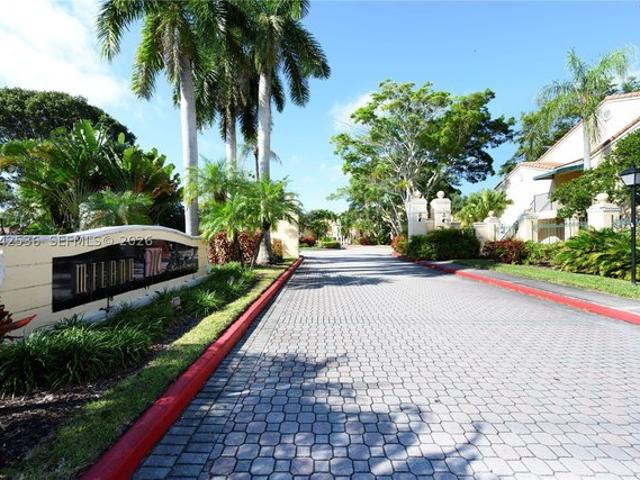 1721 Village Blvd Apt 104, West Palm Beach, FL 33409