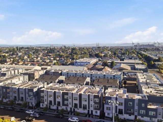 1721 18th St, Oakland, CA 94607