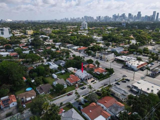 1721 24th Ter SW, Miami, FL 33145