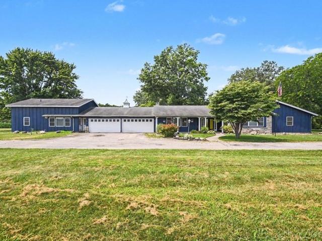 17220 Shively Rd, Bremen, IN 46506