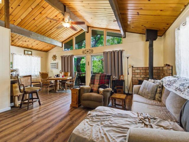 17221 Smokey River Dr