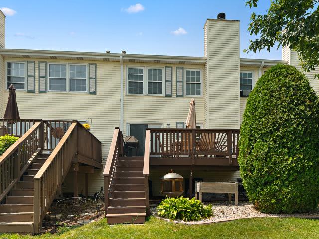 17225 Arrowhead Drive