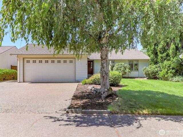 17229 th Ave SE, Renton, WA 98058