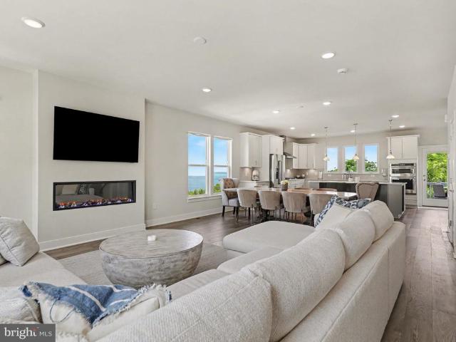 17229 Turnstone Drive