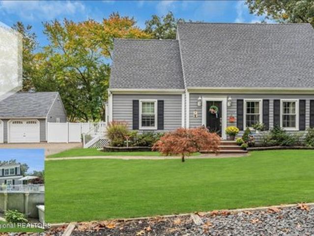 1722 Burrsville Rd, Brick, NJ 08724