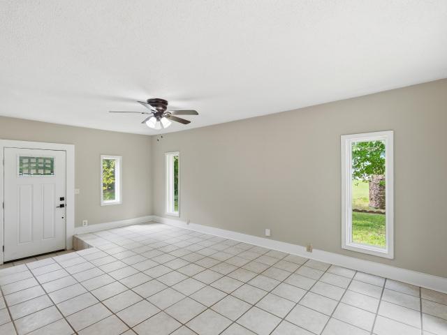 1722 Chisholm Rd