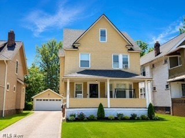 1722 Cliffview Rd, Cleveland, OH 44112