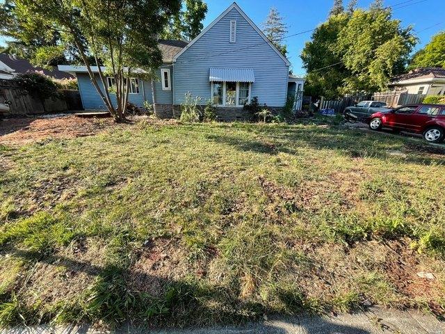 1722 Elm St, Napa, CA 94559