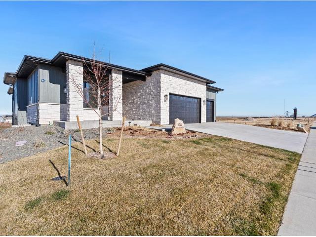 1722 Fire Glow Dr, Windsor, CO 80550 | MLS #1052