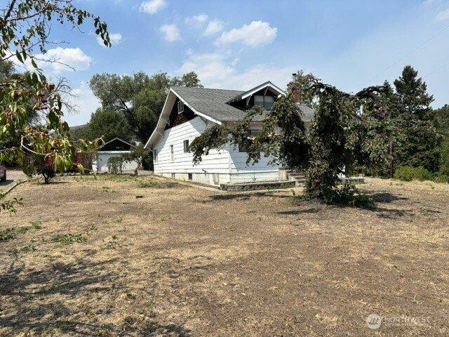 1722 Kay St W, Oroville, WA 98844