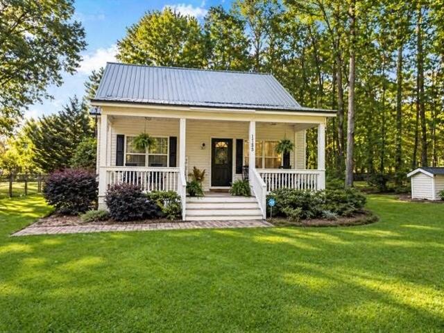 1722 Kenwood Rd, Manning, SC 29102