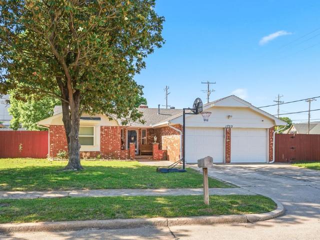 1722 Lancaster Circle