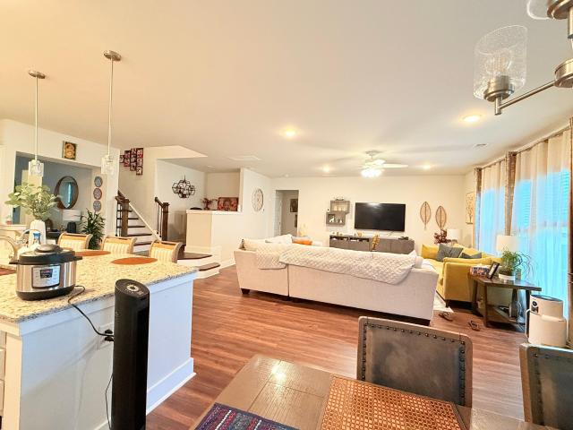 1722 Lantana Dr