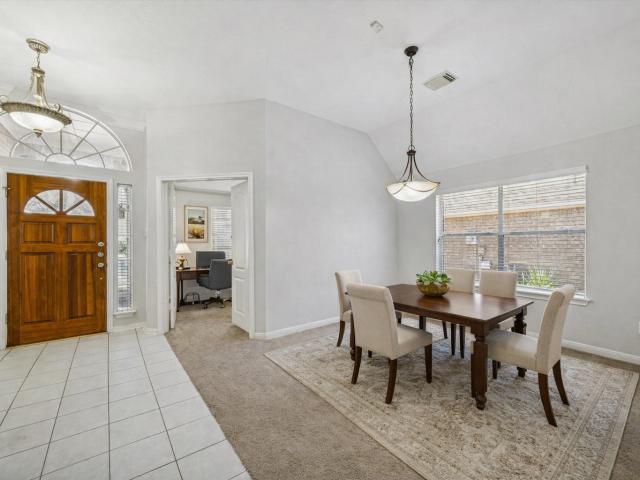 1722 Red Oak Ter, Houston, TX 77339 | MLS #32272 | Compass