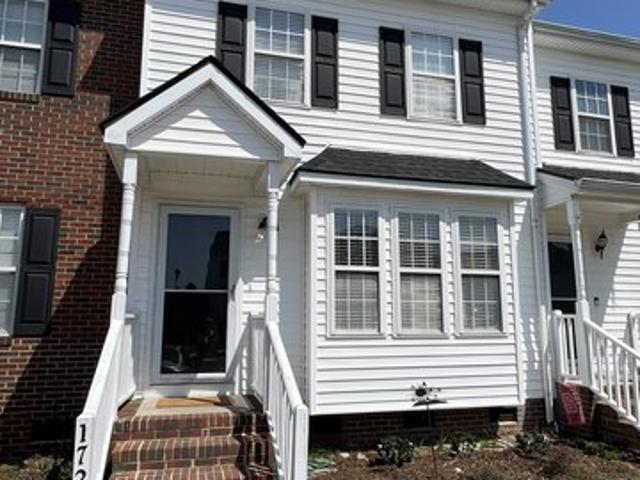 1722 Stroll Cir, Fuquay Varina, NC 27526