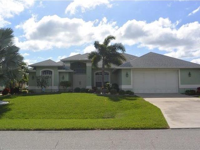 1722 SW 38th Ter, Cape Coral, FL 33914