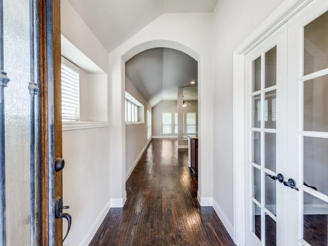 1722 Sherwood Drive