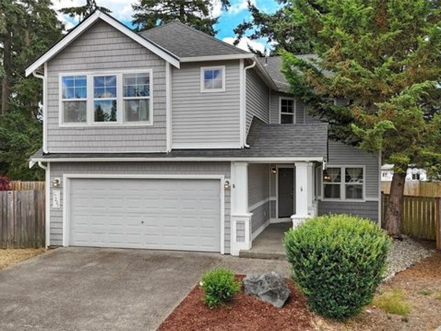 1722 th Avenue Ct E, Tacoma, WA 98445