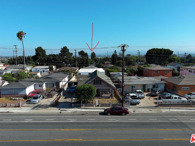 1722 W 120th St, Los Angeles, CA 90047 | Compass