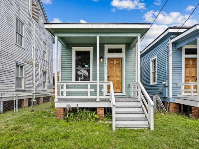 1722 1 Winnie St, Galveston, TX 77550 | MLS #42052