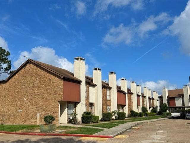 17230 Imperial Valley Dr Apt 75, Houston, TX 77060