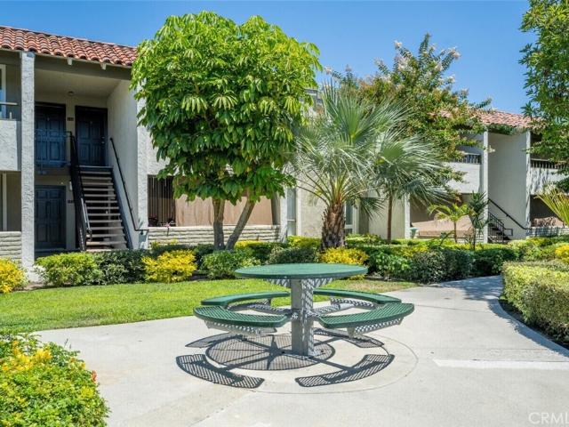 17230 San Mateo 20