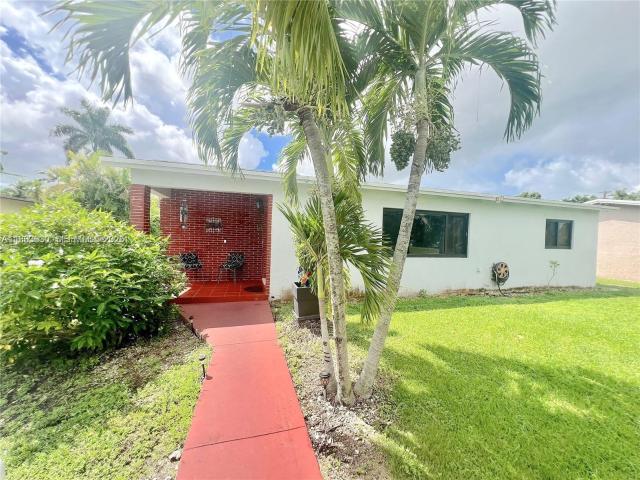 17230 SW 301st St, Homestead, FL 33030 | MLS #A11863