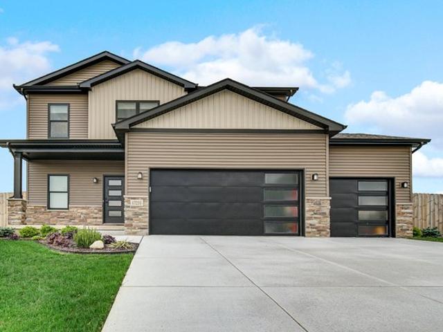 17231 Brookwood Dr, Lowell, IN 46356