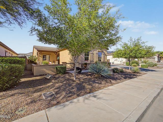 17232 W ECHO Lane
