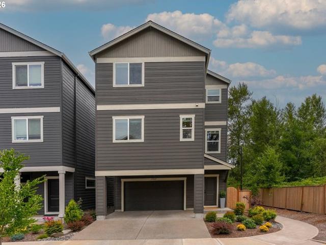 17237 SW Mina Ln, Beaverton, OR 97003