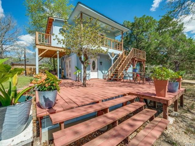 1723 Medina Cir, San Antonio, TX 78264