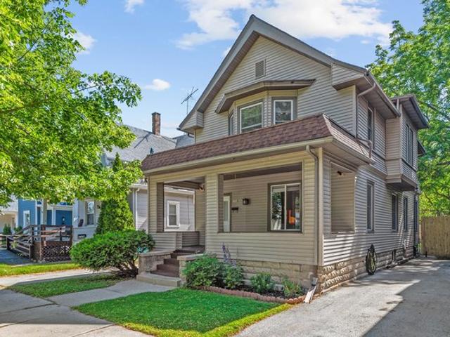 1723 N 9th St, Sheboygan, WI 53081