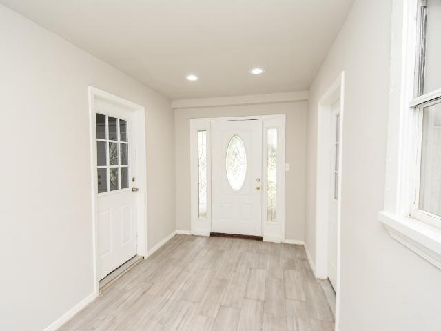 1723 Big Horn Dr, Houston, TX 77090 | MLS #50381 | Compass