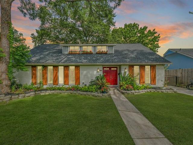 1723 Capstan Rd, Houston, TX 77062