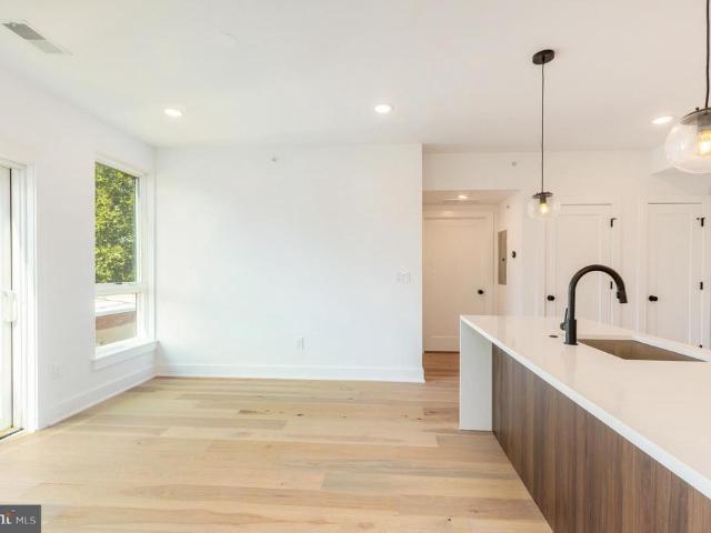 1723 Francis Street # 2C