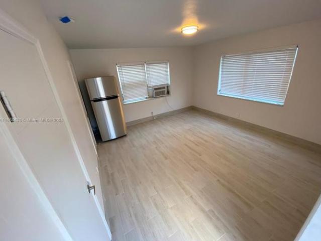 1723 Liberty St #6, Hollywood, FL 33020