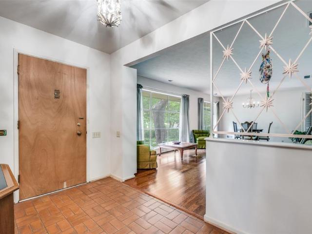 1723 Timbergrove Circle