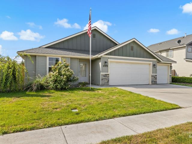 1723 W Lava Ave