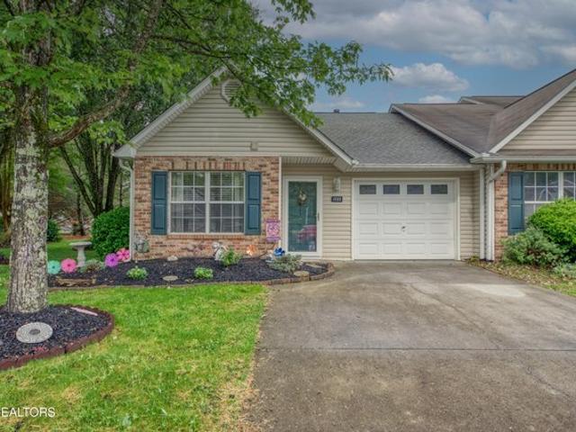 1723 Wood Song Ln, Knoxville, TN 37914