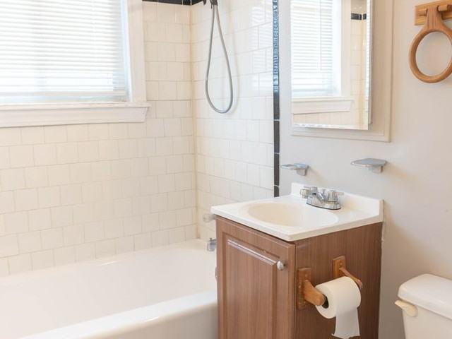1723 27th Street SE 2 Bedroom Apartment for Rent at 1723 27th St Se, Washington, DC 20020 Anacostia