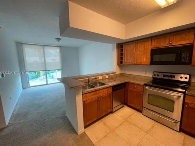 1723 2nd Ave SW #1203, Miami, FL 33129