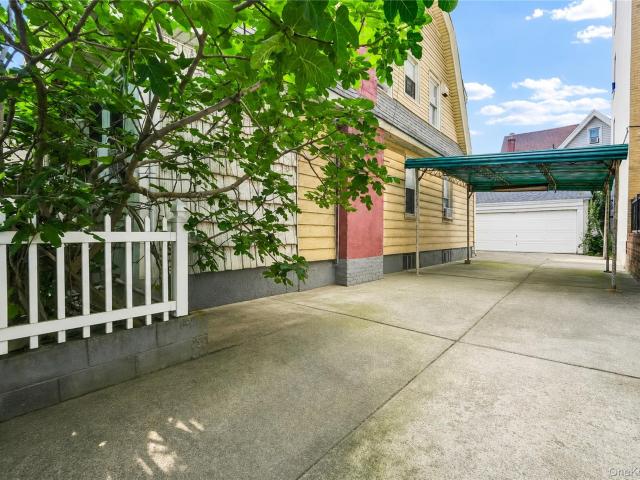 172 1 th Avenue