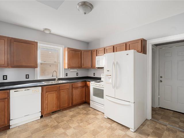 172 Camden Ave, Providence, RI 02908 | MLS #1405