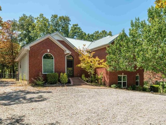 172 Canyon Creek Ct, Hot Springs, AR 71913