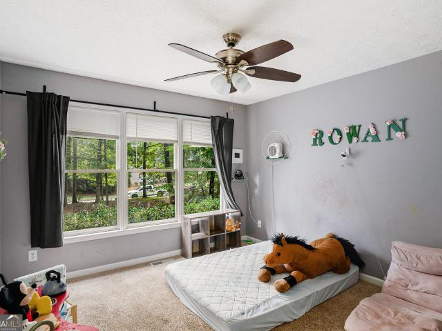 172 crown forest Drive