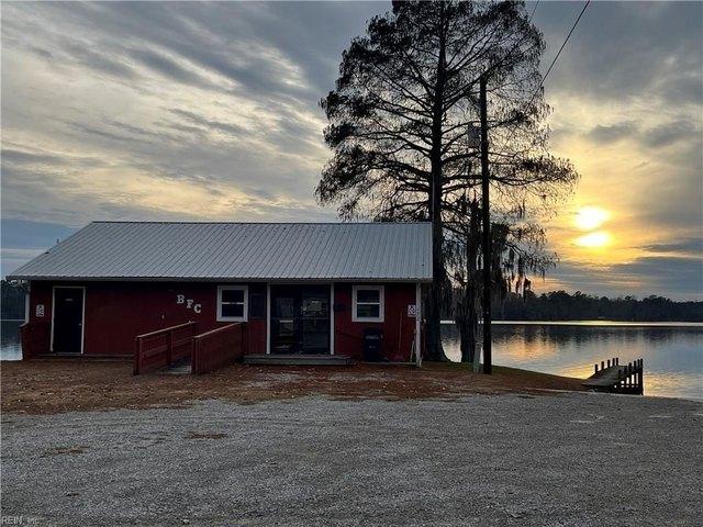 172 Bethel Fishing Center Rd, Hertford, NC 27944