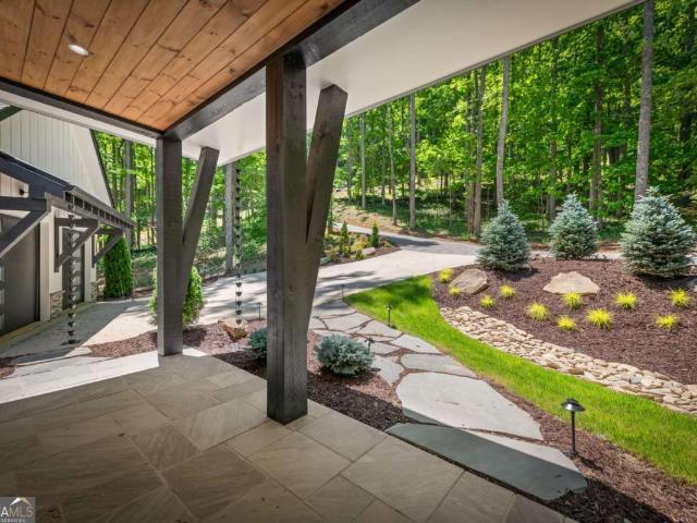 172 Grand Oaks Trail