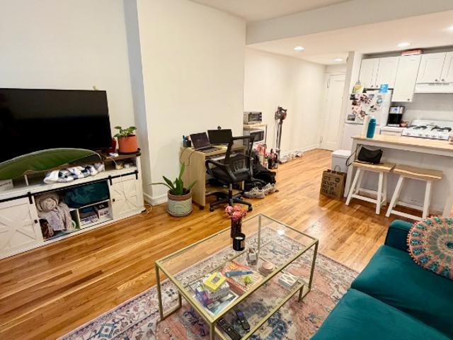 172 East 92nd Street, New York, NY